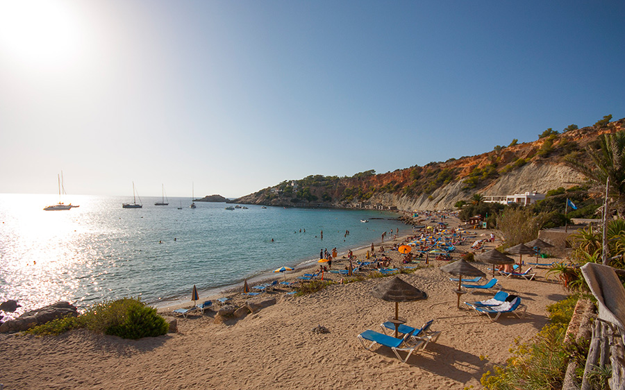 Disfruta plan perfecto en compañía en la mejor isla Ibiza